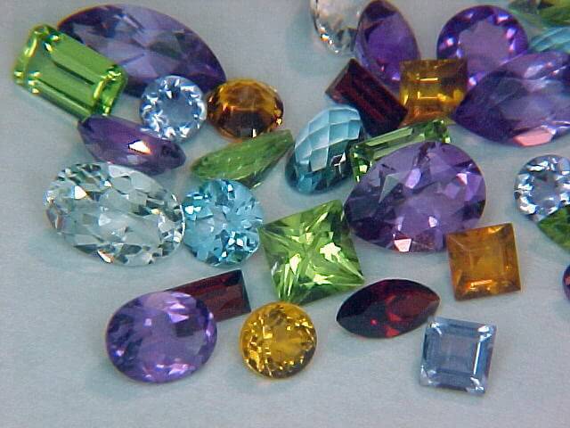 Mixed Semiprecious Melee Gems SAMPLE (1 CTW Parcel) - Gold Crown Jewelry