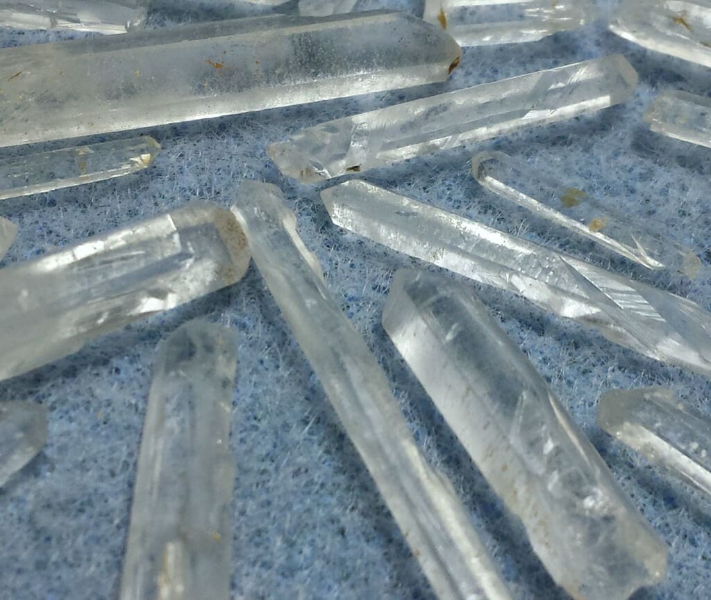 Quartz Crystal Rough Specimen Small Needles (100CTW)~ BUY 2 GET 1 FREE ...