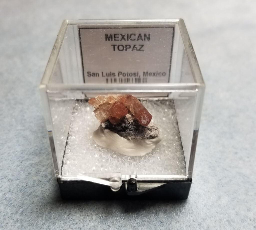 Topaz Mexican Specimen Thumbnail 20x12mm 9.10crts - Gold Crown Jewelry