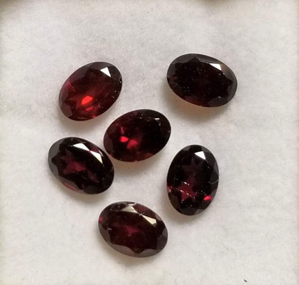 Garnet Oval 7x5mm (6 Pcs) - Gold Crown Jewelry