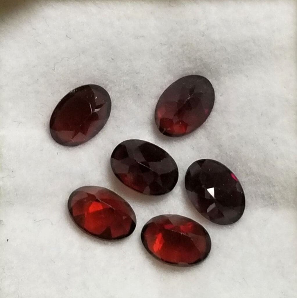 Garnet Oval 7x5mm (6 Pcs) - Gold Crown Jewelry
